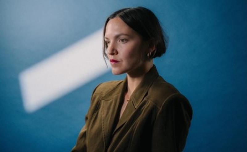 Olive Jones lança álbum de estreia “For Mary” pela Nettwerk - Oniverso ...
